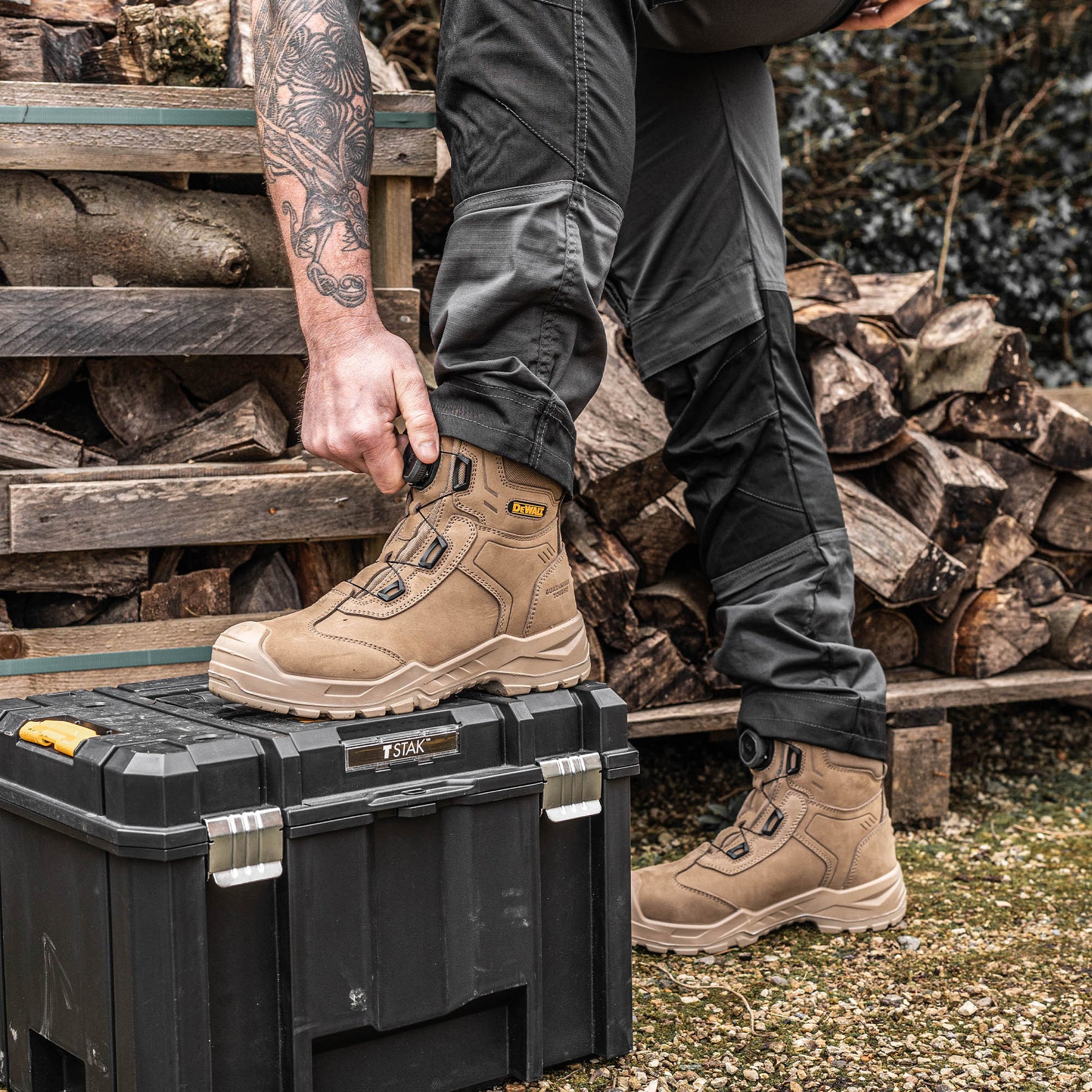 DEWALT Richardson BOA® Nubuck Leather Wide Fit Steel Toe Work Boot ...